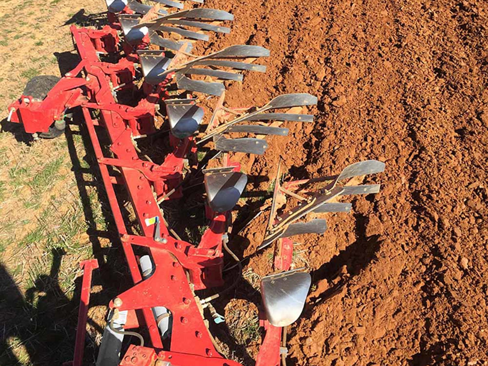 Classic Reversible Plough, 3 - 5 furrows - Ovlac UK